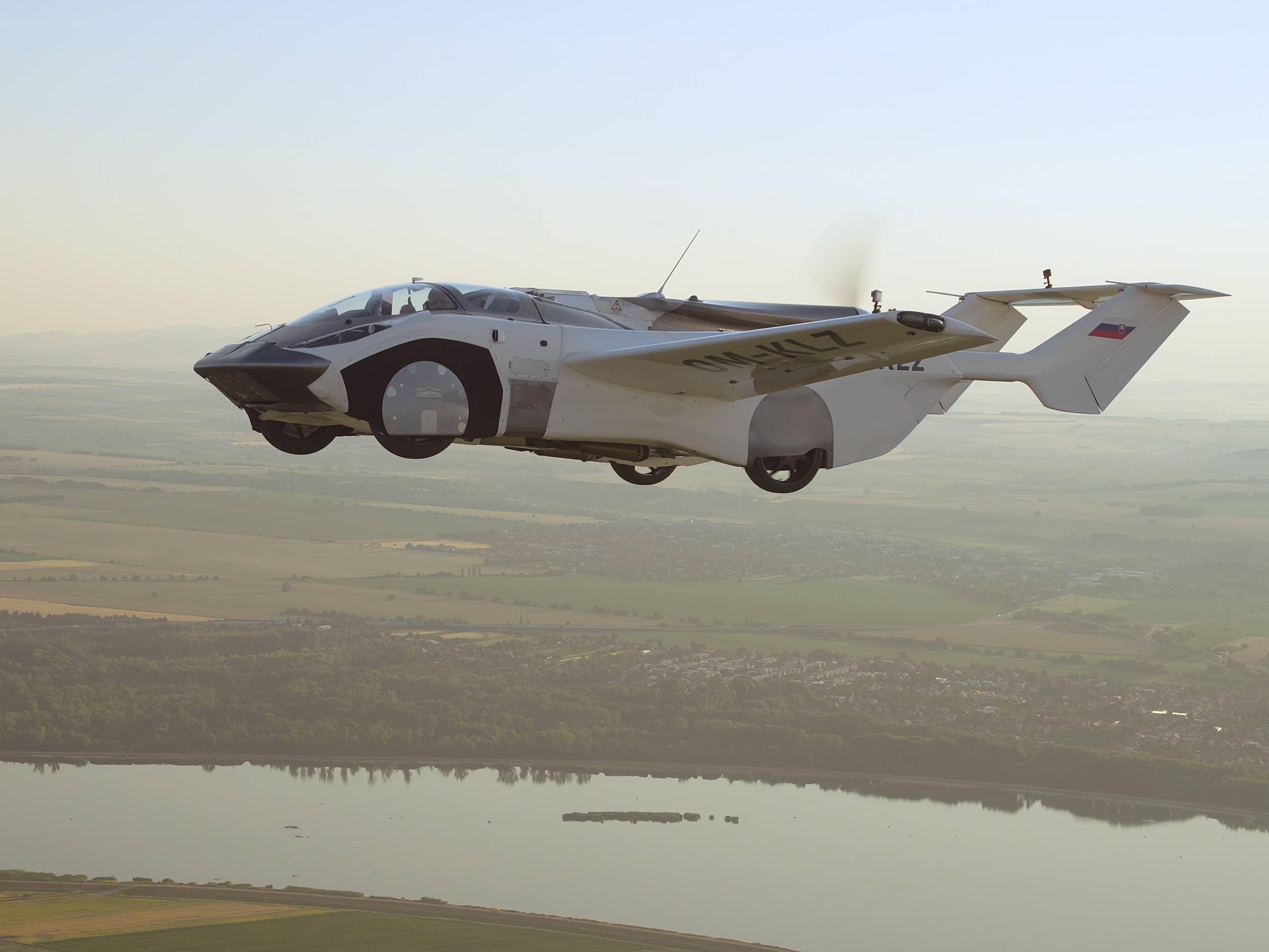 Keine Science-Fiction: Dieses fliegende Auto fliegt wirklich