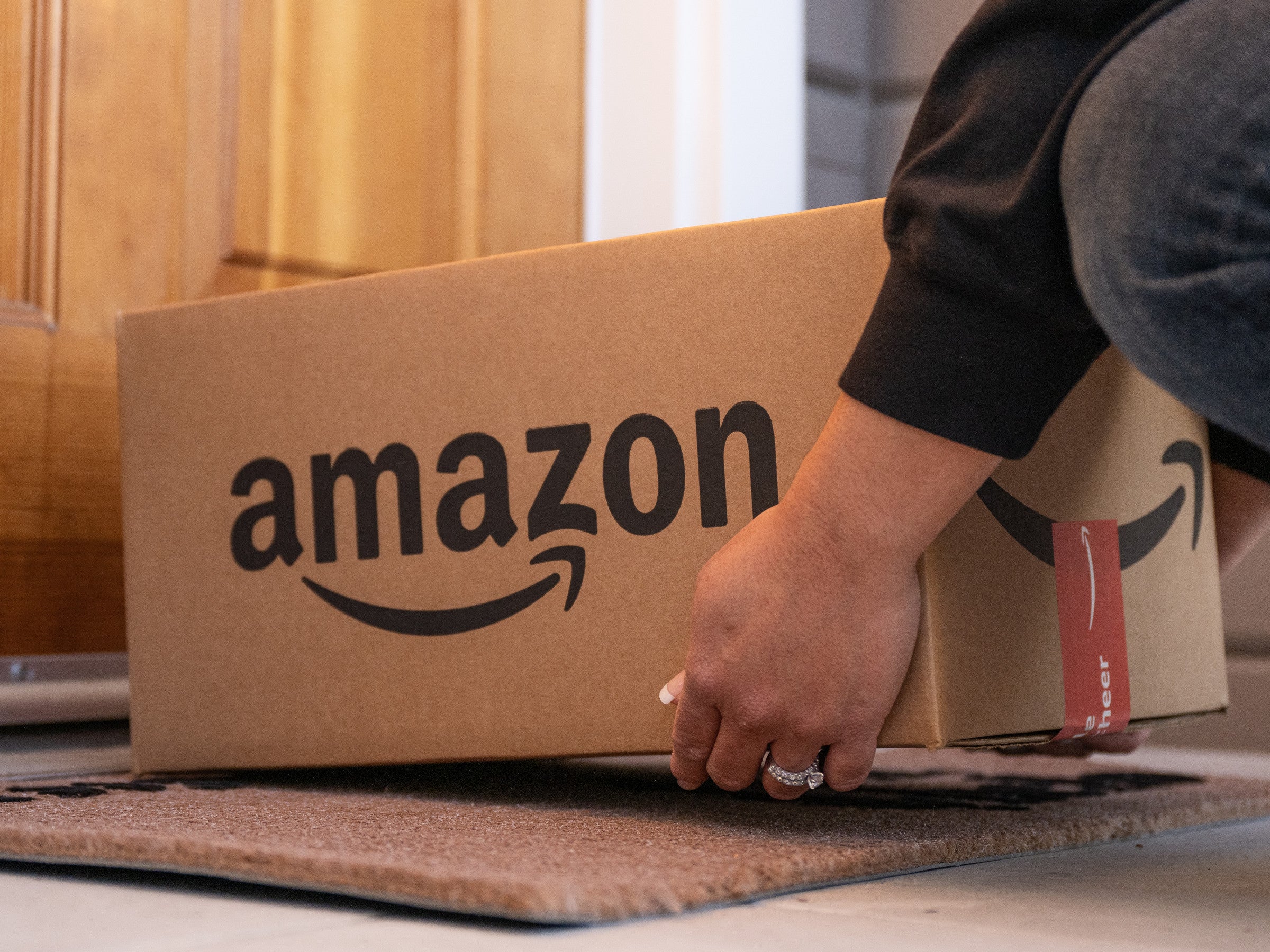 Amazon-Mitarbeiterin packt aus: Kunden werden 2025 sauer sein