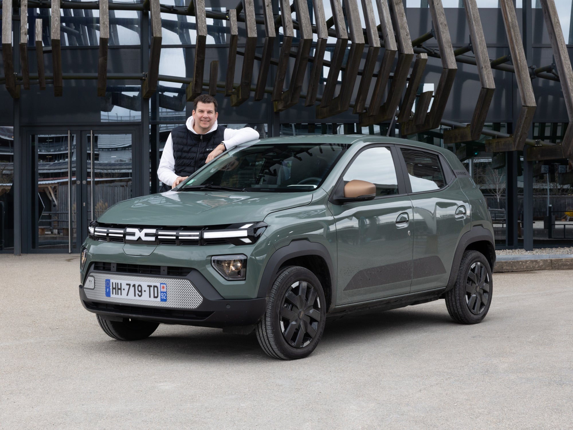 Dacia Spring Electric (2026) Test: Endgegner hoher Benzinkosten!
