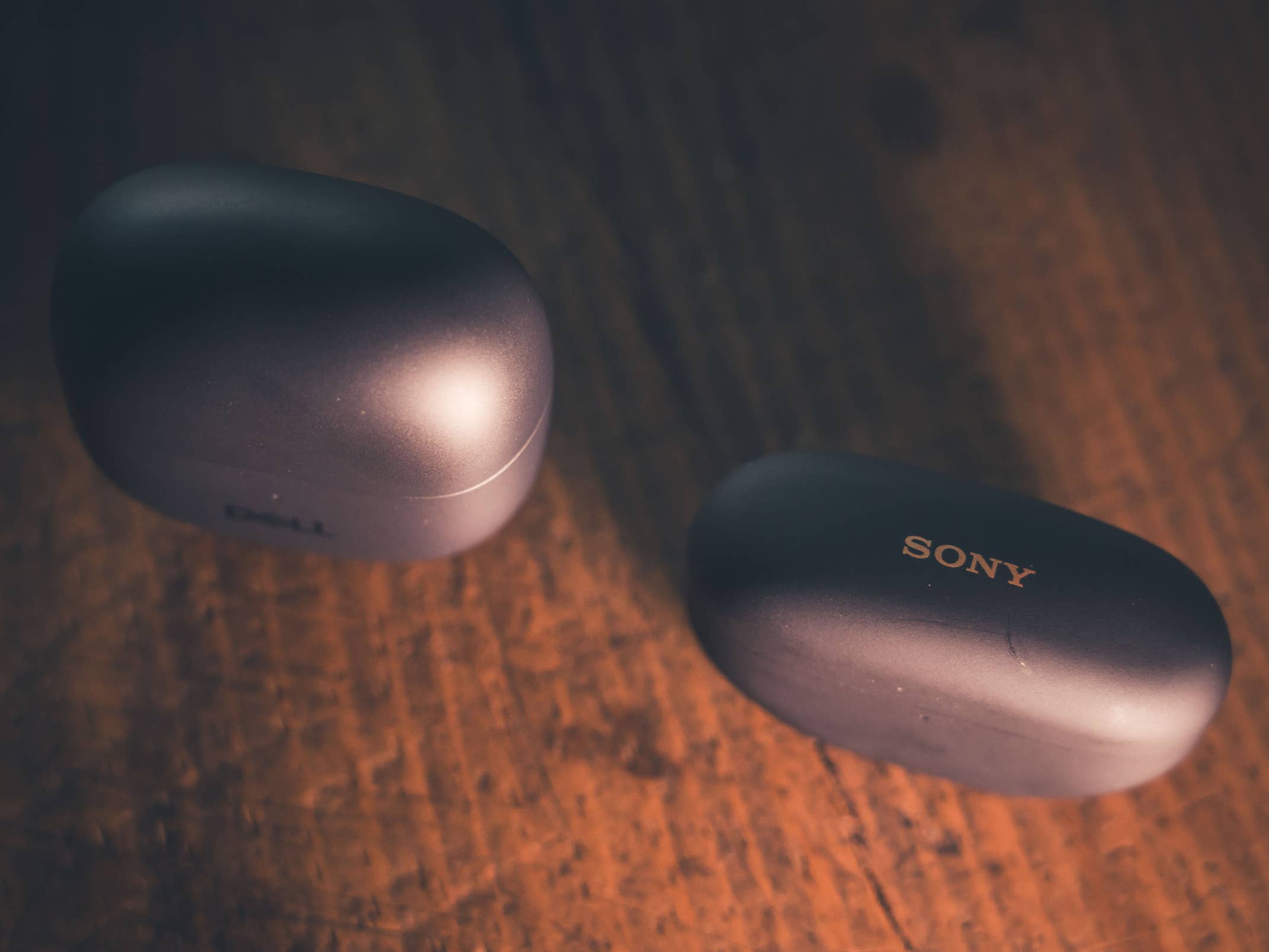 AirPods-Alternative von Dell: Kopfhörer mit Geheimnis im Stiel