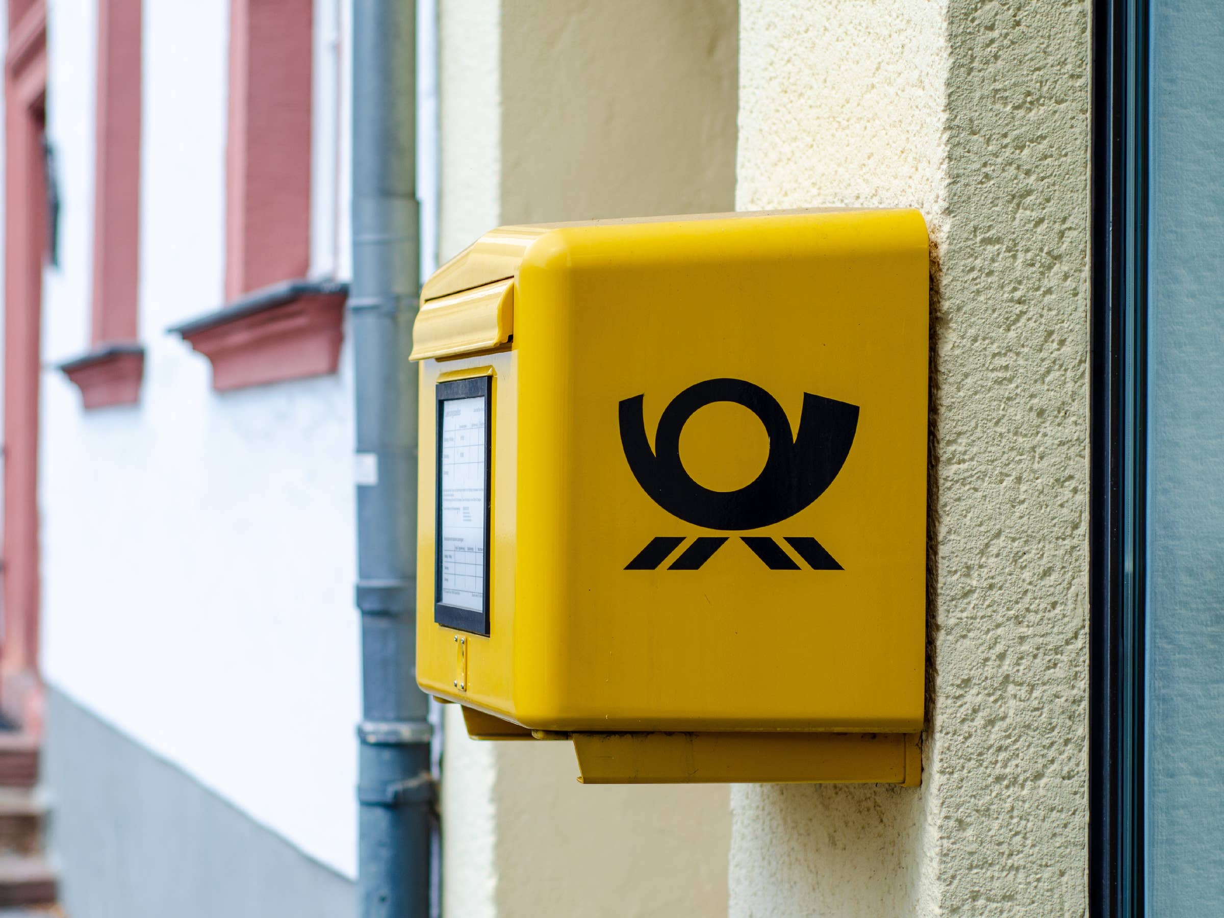 Deutsche Post: Einschreiben als neuer Brief-Standard