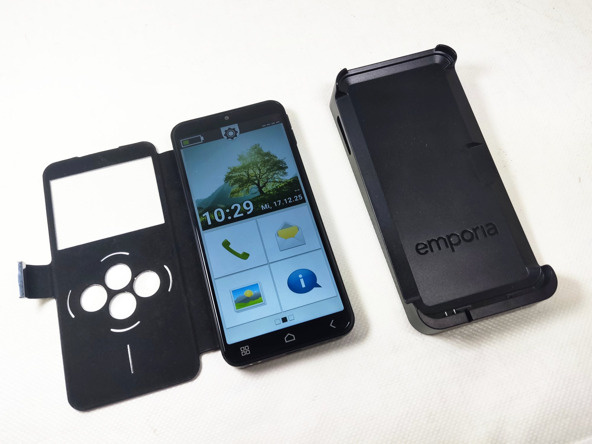 Wo überzeugt das Emporia Smart7.Lite im Vergleich zu Samsung?