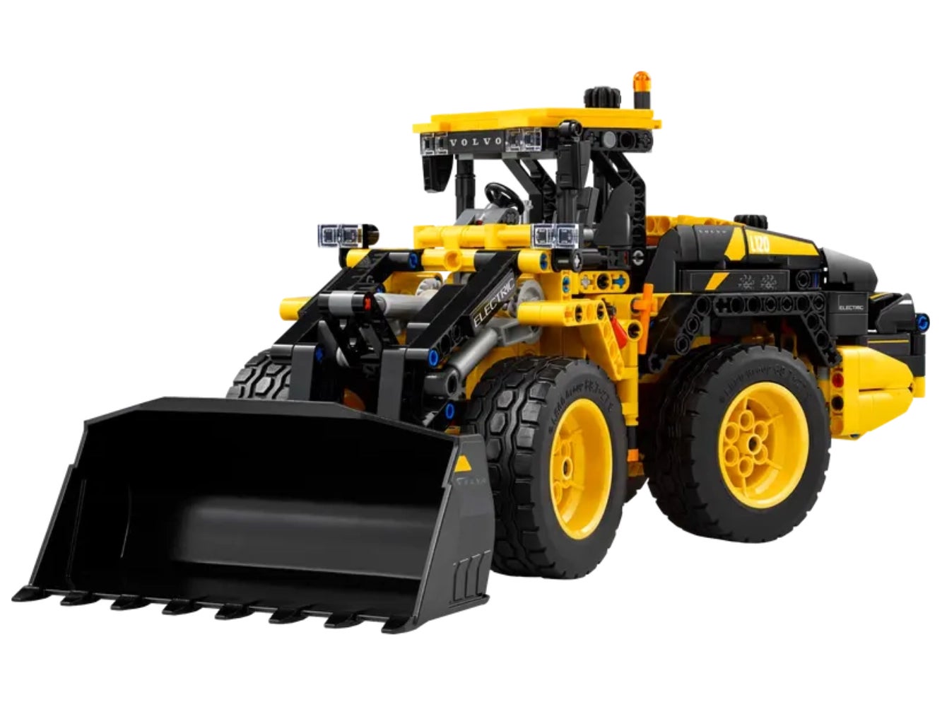 Lego Volvo L120 Electric Radlader (42209) vs CaDA Master Italian Super ...