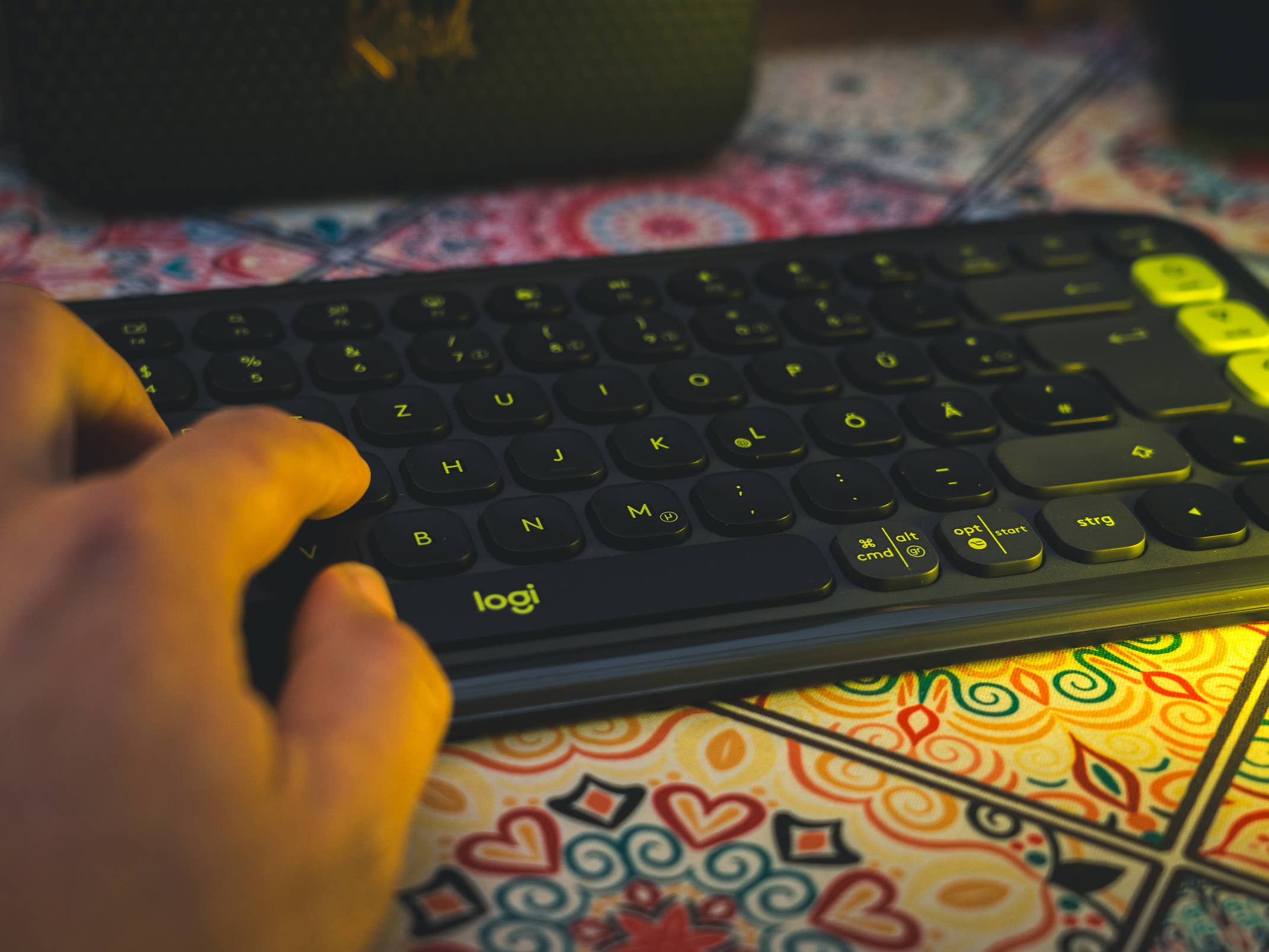 Tolles Schreibgefühl: Logitech Pop Icon Keys Tastatur im Test