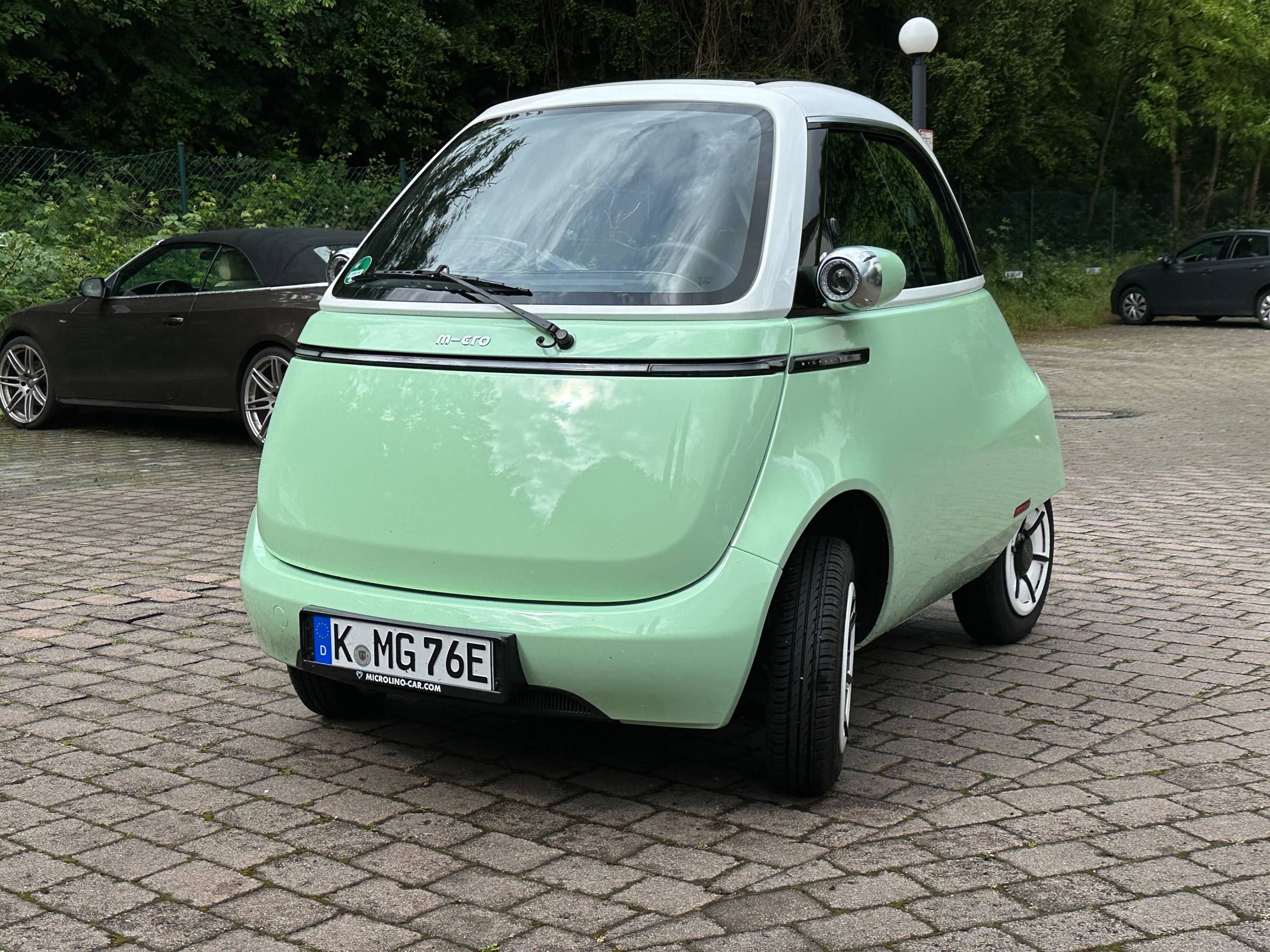 Microlino im Test: Was kann das E-Auto im Isetta-Design?