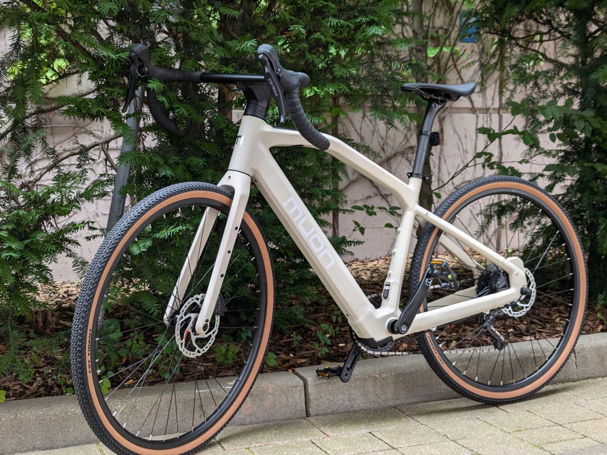 Gravel-E-Bike ausprobiert: Schickes Design und clevere Details