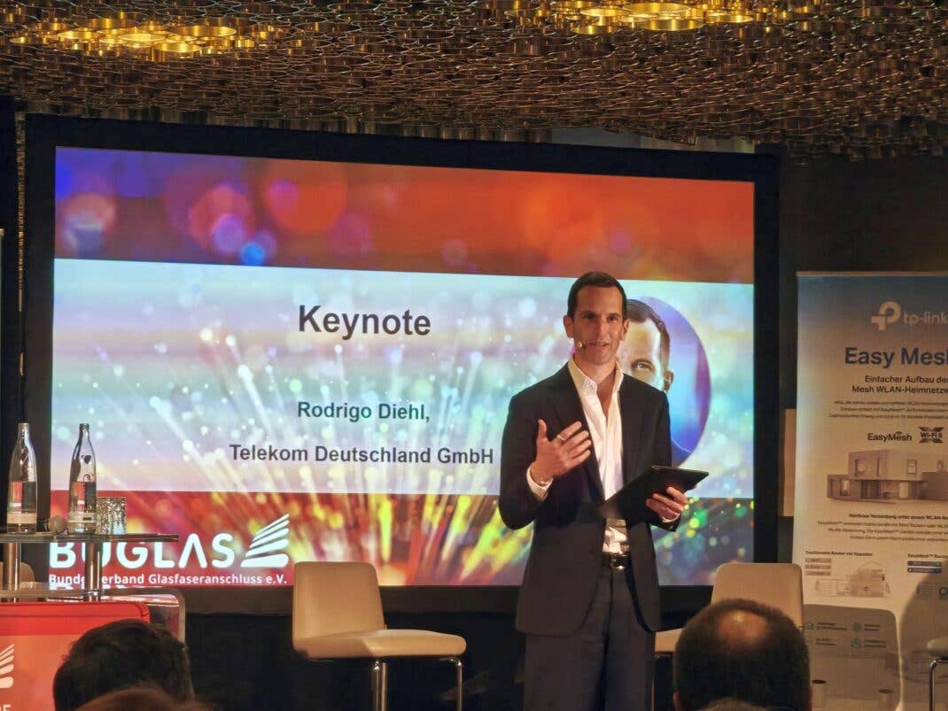 Telekom-Chef: Kein Platz für Kupfer im Glasfaser-Zeitalter