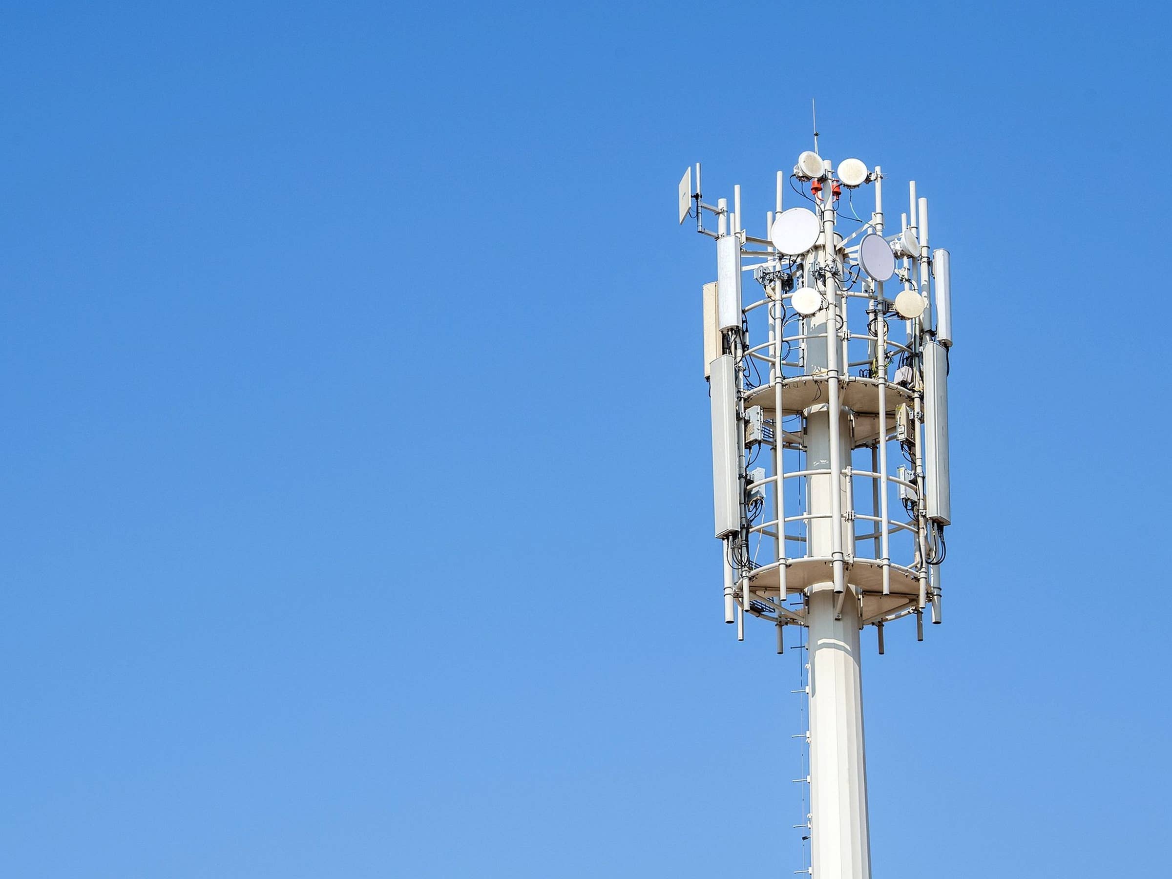 Mobilfunknetze werden schneller & effizienter: So hilft KI dabei