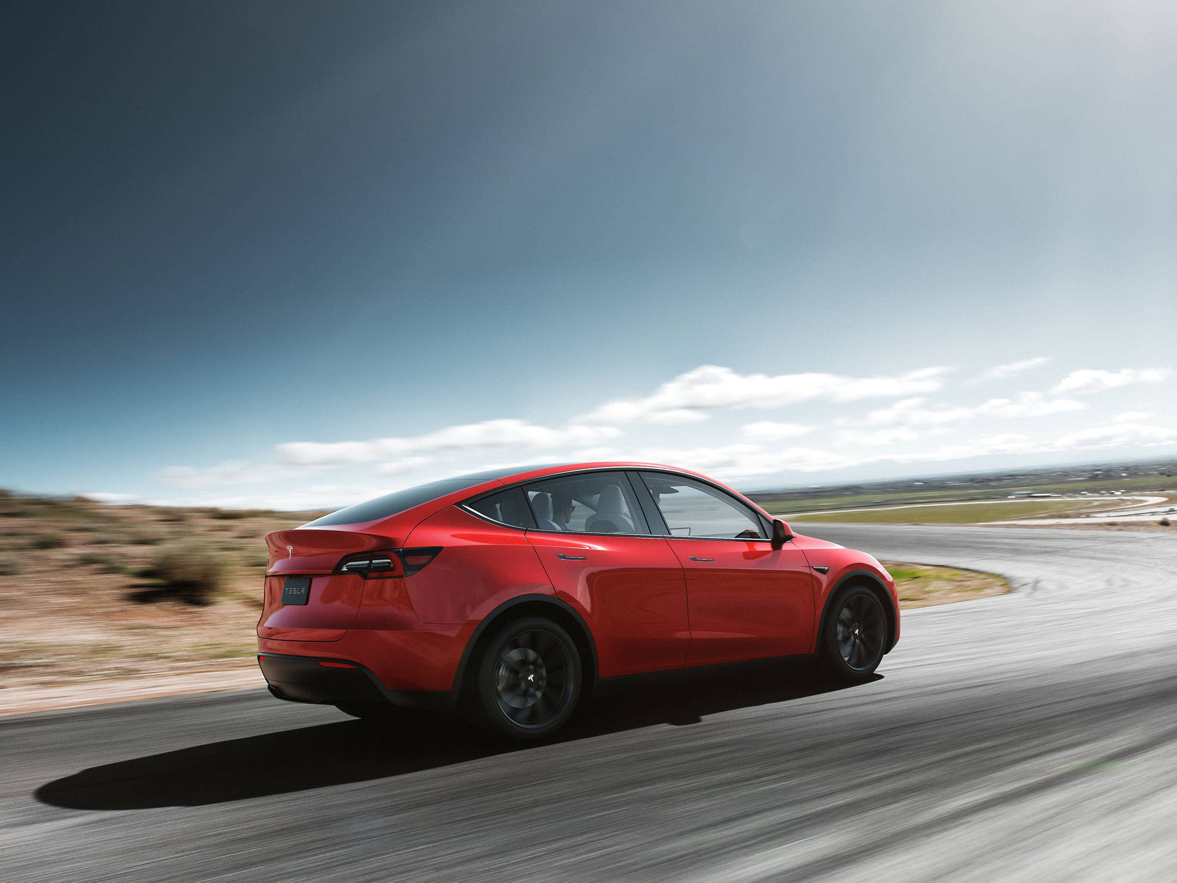 Tesla Model Y offiziell vorgestellt - Neuer Elektro-SUV rollt heran