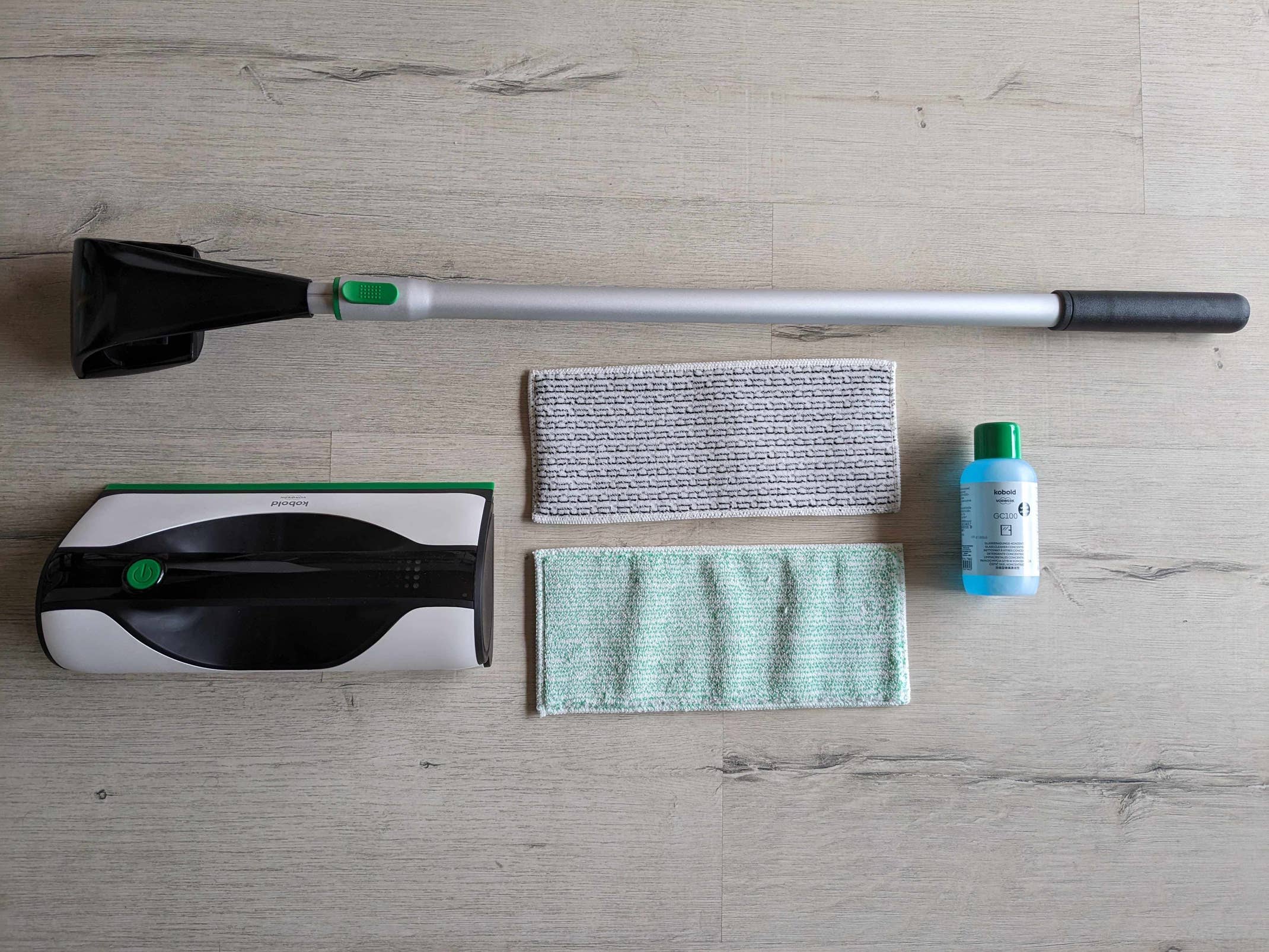 Endlich saubere Fenster: Vorwerk Kobold VG100+ im Test